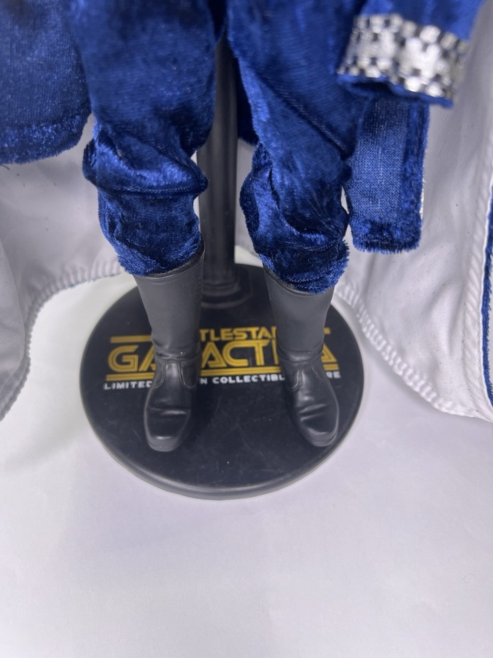 *RARE* 1/6 SIDESHOW COMMANDER WILLIAM ADAMA FROM “BATTLESTAR GALACTICA ...