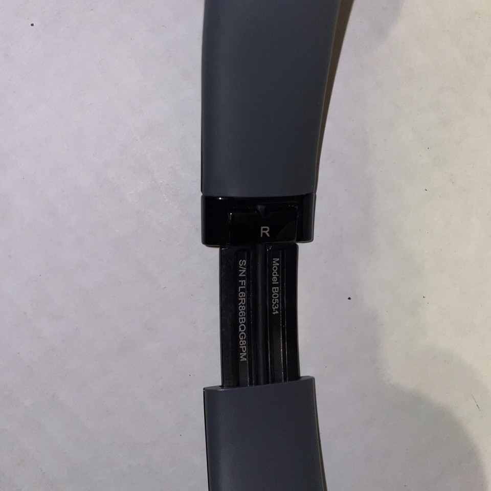 Beats Solo 2 Wireless Headphones Only Black Needs New Ear Pads Tested ...