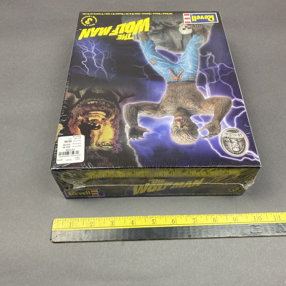 The Wolfman Universal Monsters 2009 Revell 1/8th Scale Plastic Model ...