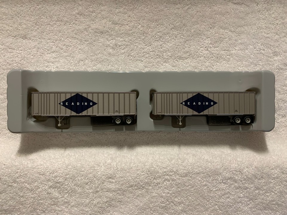 Athearn HO Scale Ready To Roll 40' & 45' Vans and Trailers each sold ...