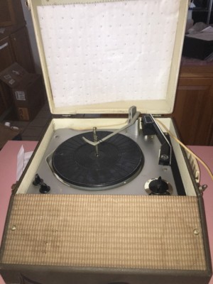 Vintage RCA Victor Solid State Portable Record Player VGP11T Parts | eBay
