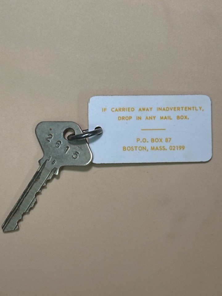 Vintage Hotel Motel Room Key Fob & Key Boston Massachusetts #2615 | eBay