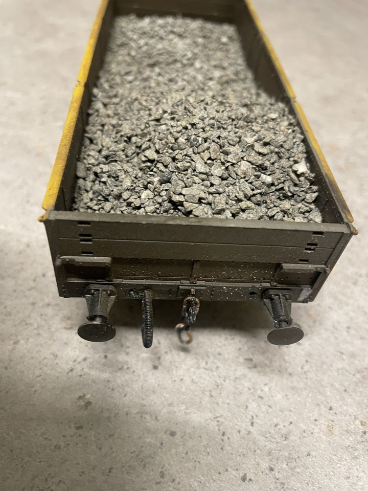 O Gauge 1:43 ZBV Grampus. Kit Built. Ballast Wagon. Dutch livery. Good ...