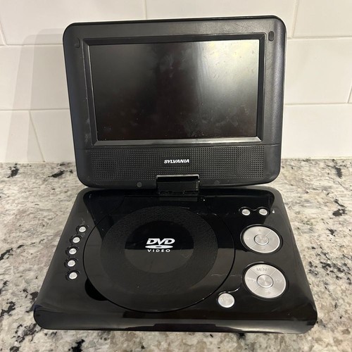 Sylvania 7" Swivel Screen Portable DVD Player Model SDVD7073-EO (player ...