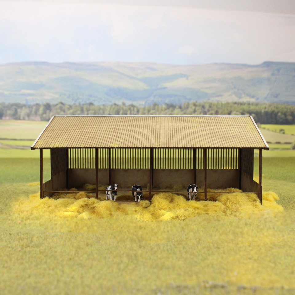 OO Gauge Livestock Barn and Cows Kit | eBay UK