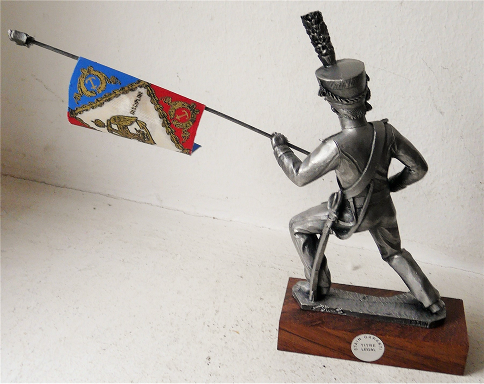 DRAPEAU MARINS GARDE IMPERIALE FIGURINE EN ÉTAIN MARQUE LES ÉTAINS DU ...