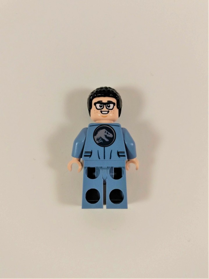 New LEGO Jurassic World Danny Nedermeyer Minifigure with VHS tile | eBay