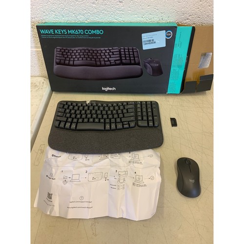 Logitech Wireless Wave Keyboard And Mouse Combo 920012059 MK670 See ...