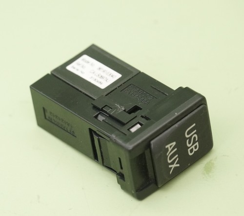 Lexus IS250 IS350 ISF XE20 Series USB AUX Port adapter OEM Genuine ...