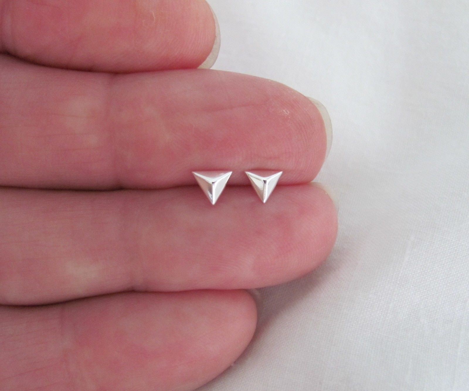3mm 925 Sterling Silver Square Triangle Tiny Rivets Post Stud Earrings ...