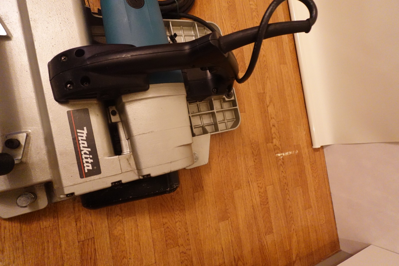 Makita KP312 Handheld 12 - 1/4" Corded Planer 312mm 100V 15A 1430W 18kg ...