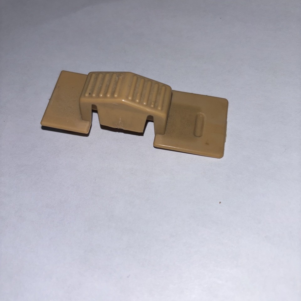 Kenner The Real Ghostbusters Firehouse Fire Pole Roof Clip Button Part ...