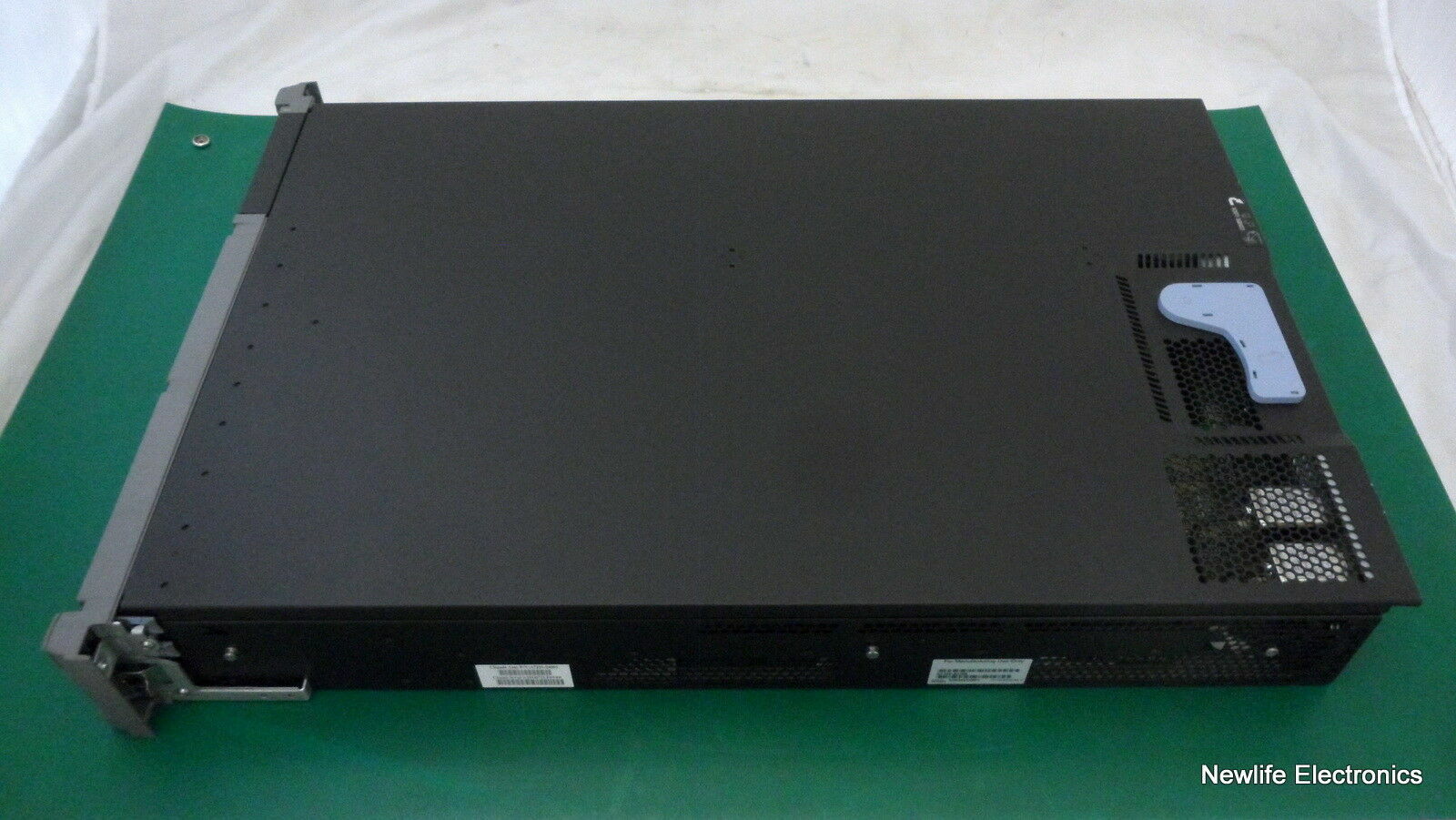 HP A7136A 9000 rp3410 Server (1 x 800MHz CPU/2GB RAM/No Drives) | eBay