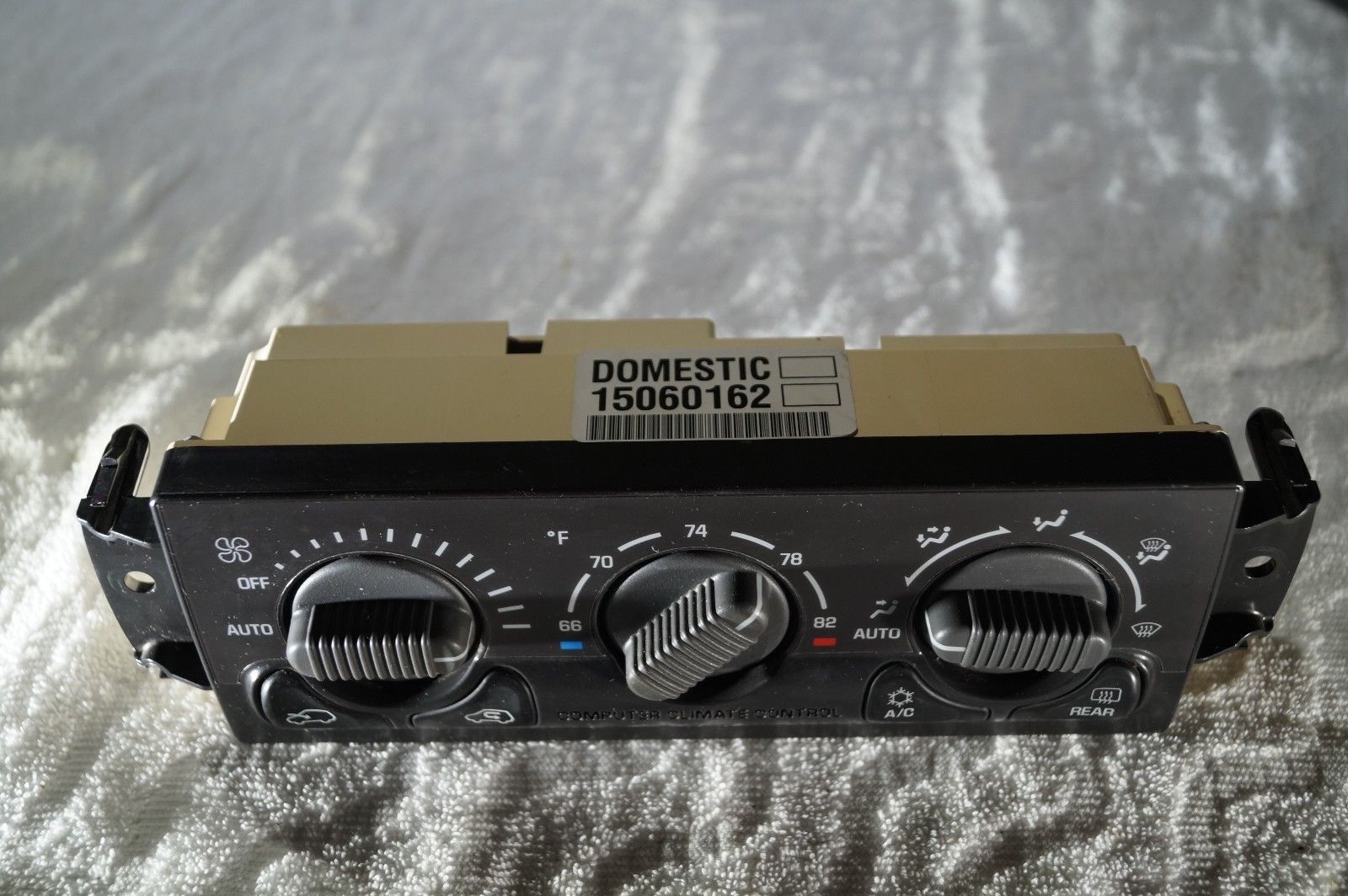 2001 2002 GM Tahoe Suburban Sierra Yukon Heater A/C Climate Control OEM ...