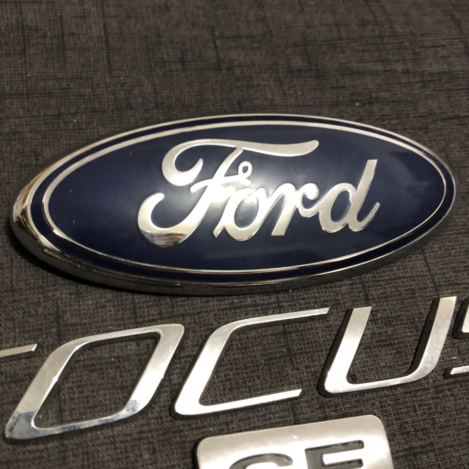 08-11 Ford Focus SE OEM Emblems Rear Badge Genuine 09 10 Sedan USDM ...