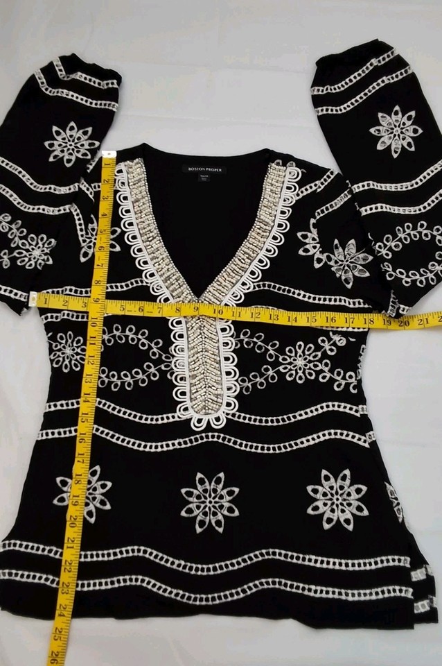 Women's Boston Proper Black & White Embroidered Beaded Boho Tunic Top ...
