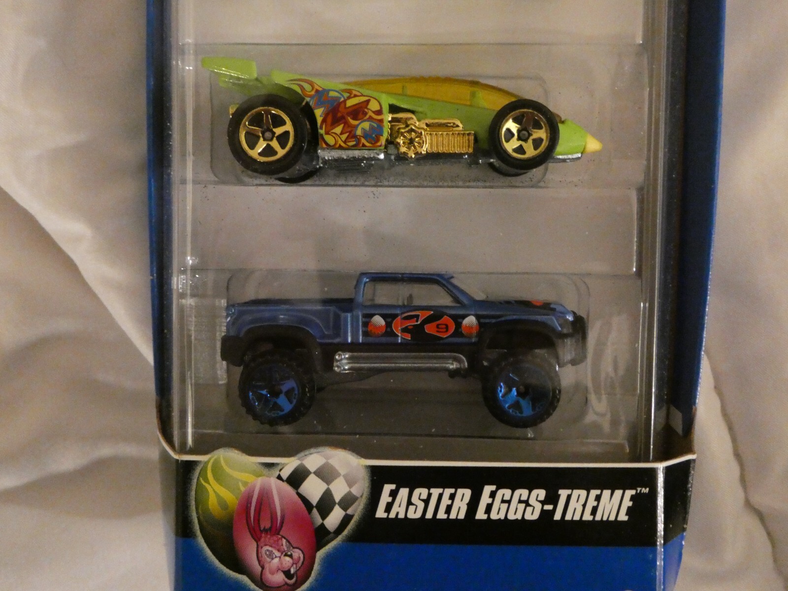 Two Hot Wheels Easter Eggs-Treme 5-Car Packs (w/ Ferrari) | eBay