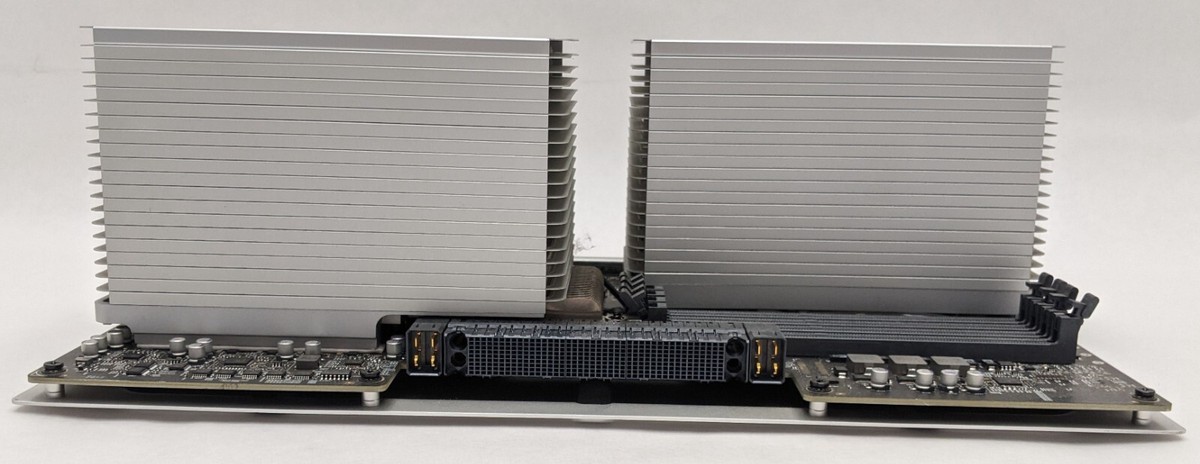Apple Mac Pro 5,1 2010 2012 CPU Tray Dual Xeon 2.40GHz Six Apple Mac Pro 5,1 2010 2012 CPU Tray Dual Xeon 2.40GHz Six