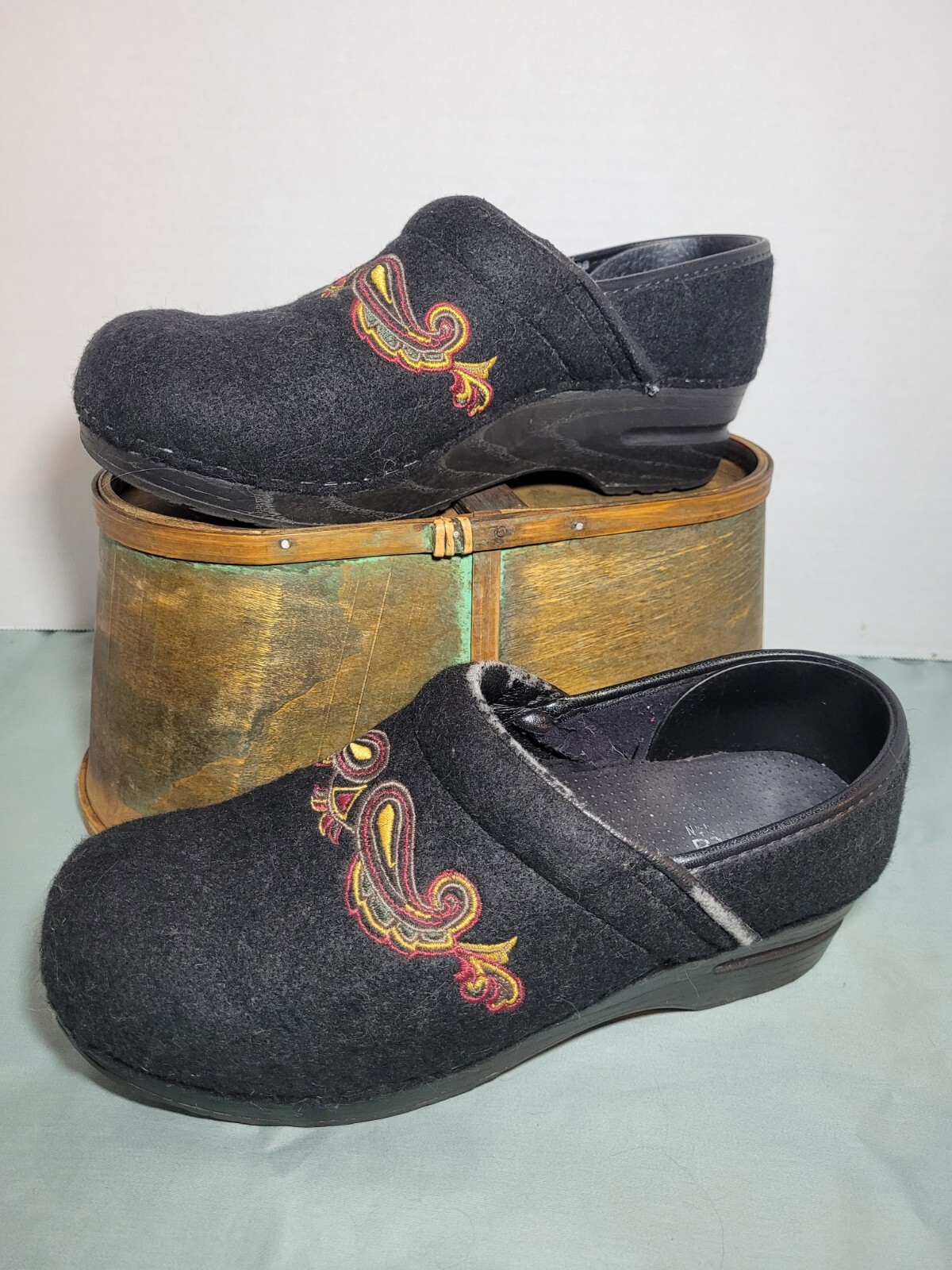 Sanita Embroidered Paisley Black Felt Vegan Clogs Sz 39 | eBay