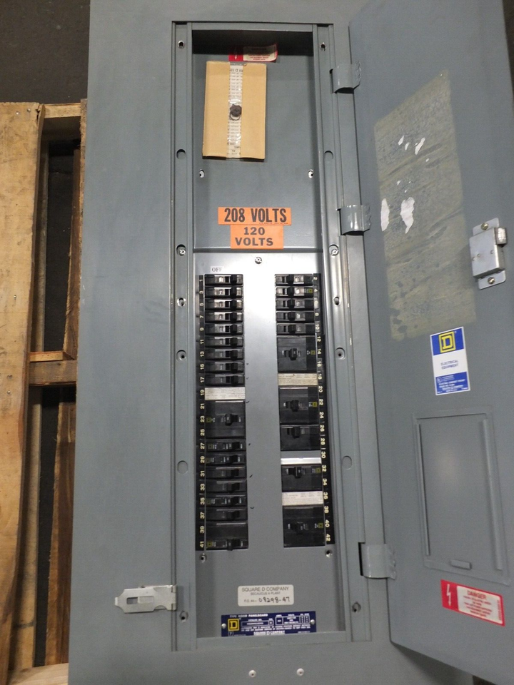 SQUARE D MAIN LUG PANEL - NQOD442L225CU - 208/120 V - 225 A - #266 | eBay