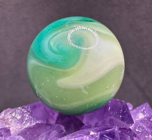 HUGE Vintage Akro Agate LIMEADE Corkscrew Marble UV GLOWING - Green - 1 ...