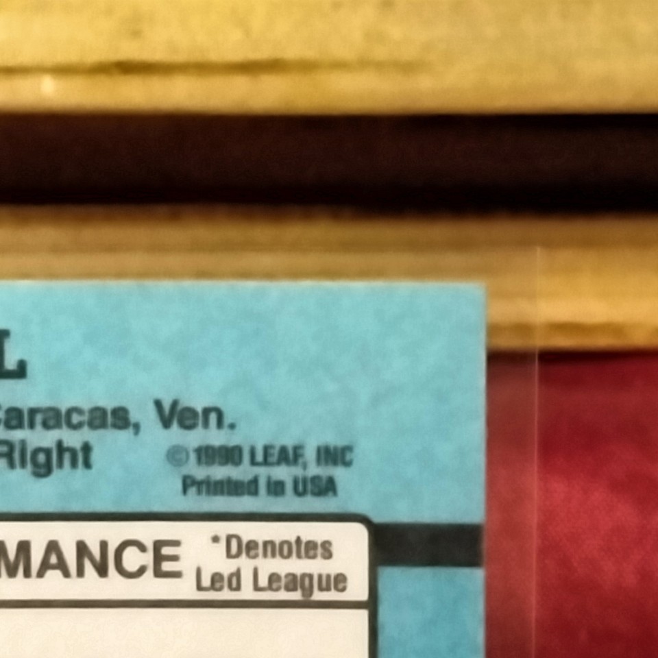 1991 Donruss - Omar Vizquel #231 2 Error Yellow Stripe on Right Border ...