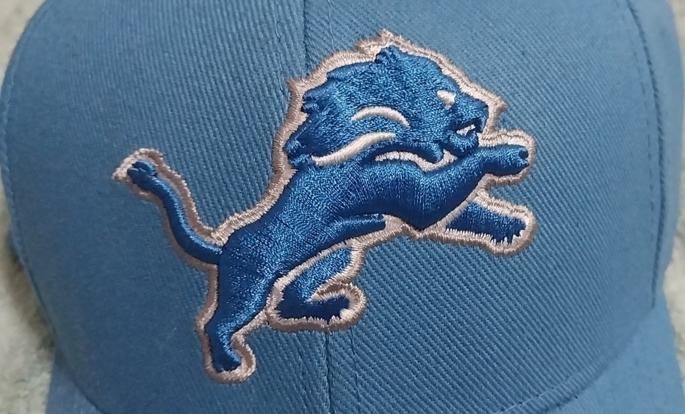 Detroit Lions Hat Cap Hook & Loop Strap NFL Football Mens Team Apparel ...