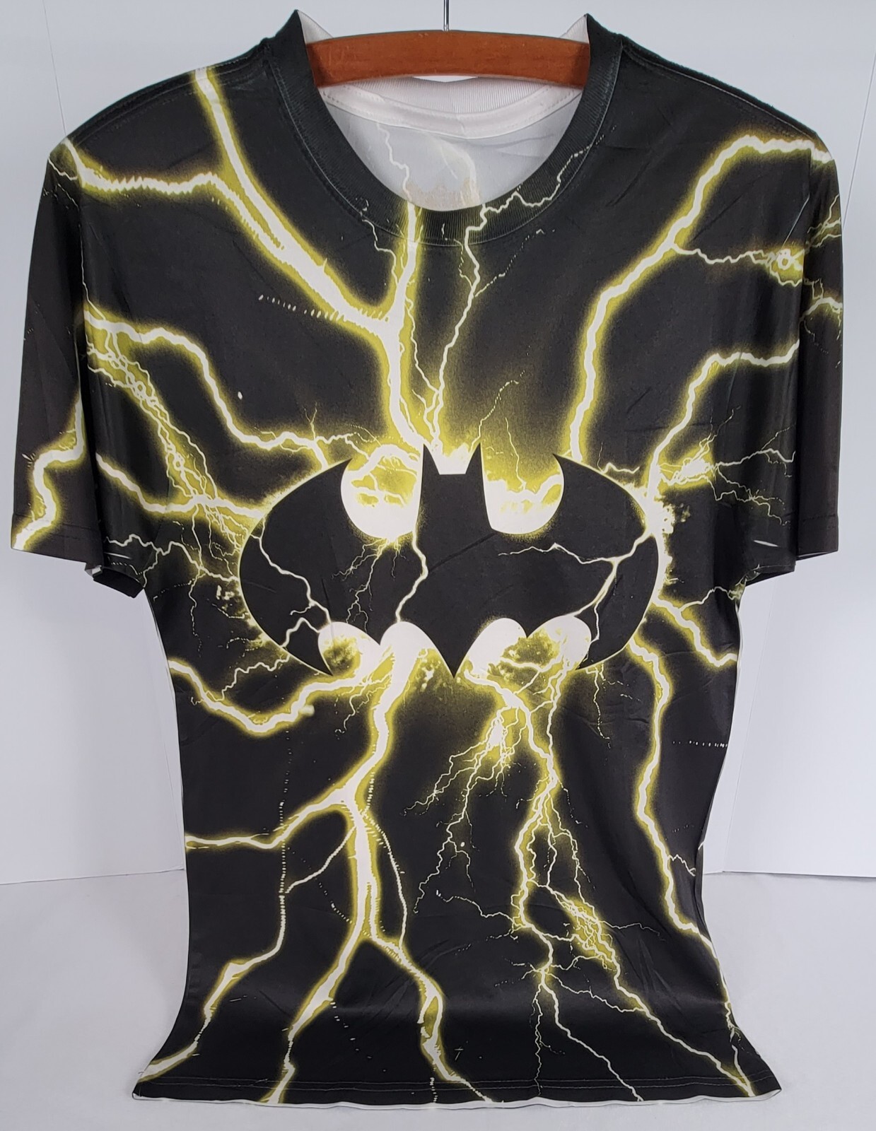 BATMAN Black Lightning Strike Logo Graphic T-Shirt Te… - Gem