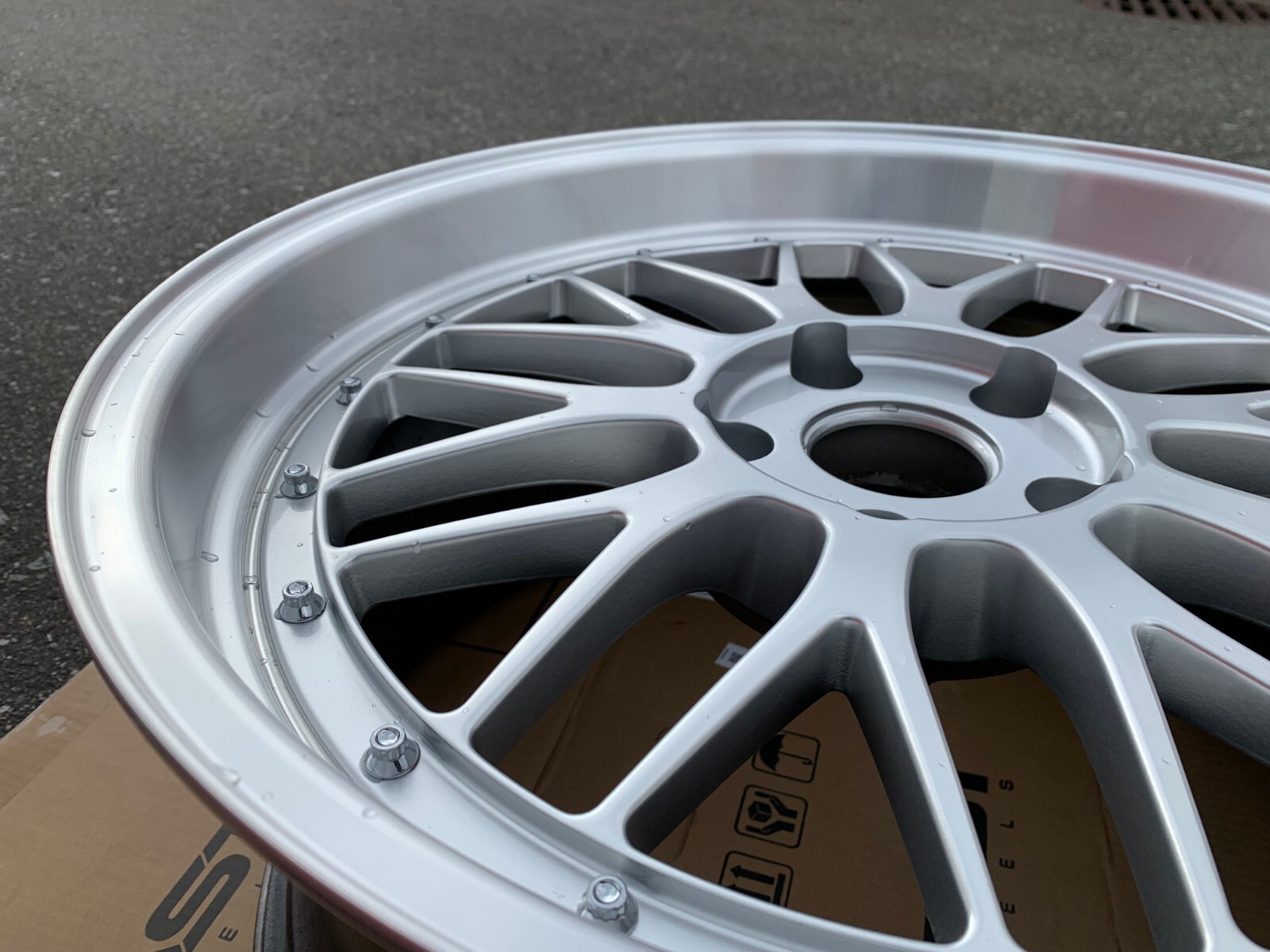 PAIR of BMW Front/Rear 19X8.5/9.5 BBS LM replica rims in showroom ...