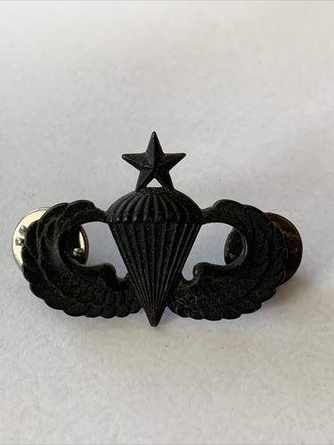 Army Master Parachutist Badge Black Metal Pin Jump Wings | eBay