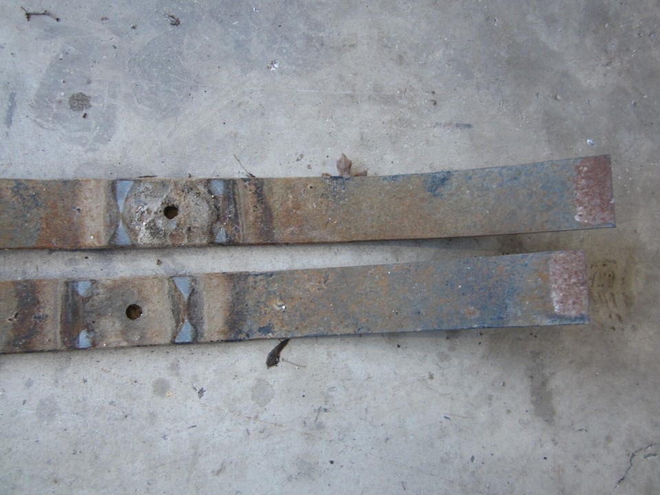 1980 - 1997 Ford F250 F350 Rear Upper Overload / Auxiliary Leaf Springs ...