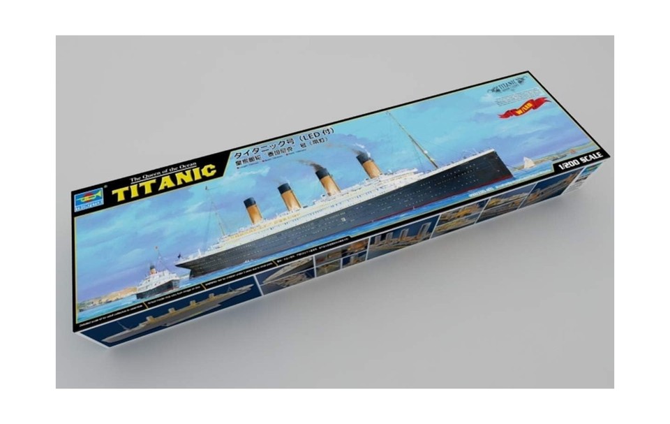 Trumpeter Titanic Plastic Model Kit with LEDs | eBay