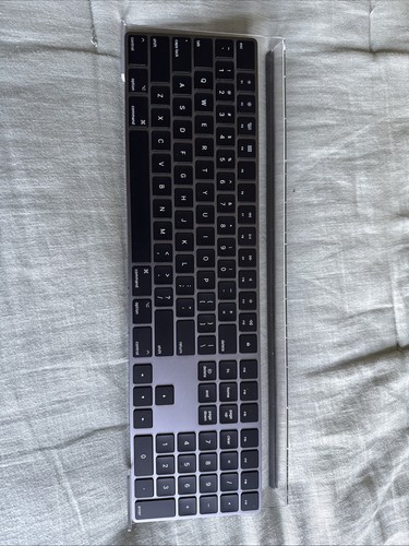 Apple Magic Keyboard Space Gray/Black Numeric Keypad Wireless Bluetooth ...