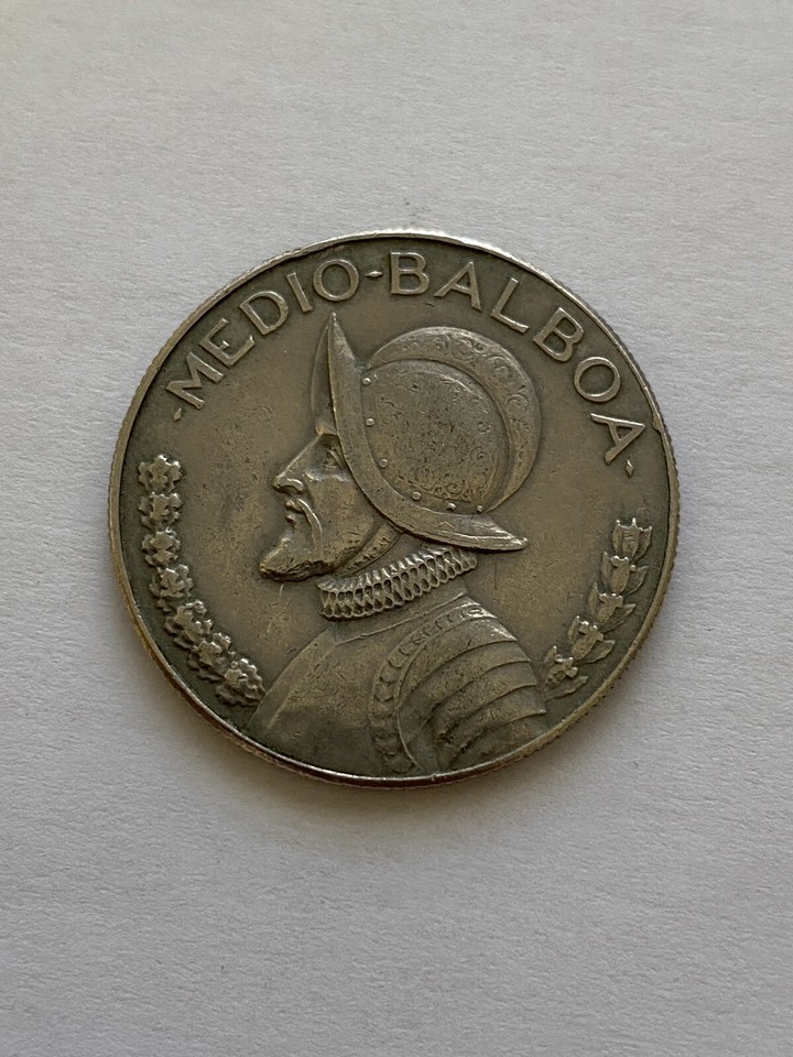 1982 Panama 1/2 Medio balboa. Nice old coin! | eBay
