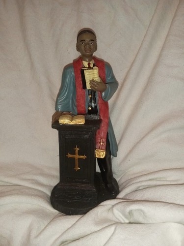 VINTAGE 8" AFRICAN AMERICAN PASTOR PREACHER MINISTER AT PULPIT FIGURINE ...