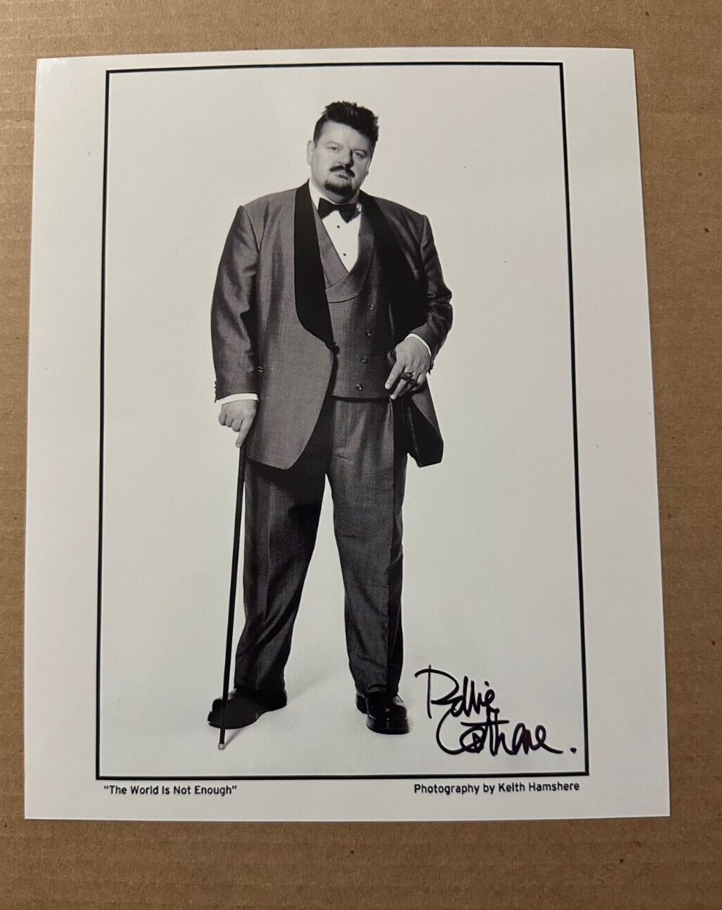 ROBBIE COLTRANE Autographed Photo ( 1999 " The World Is Not Enough ...