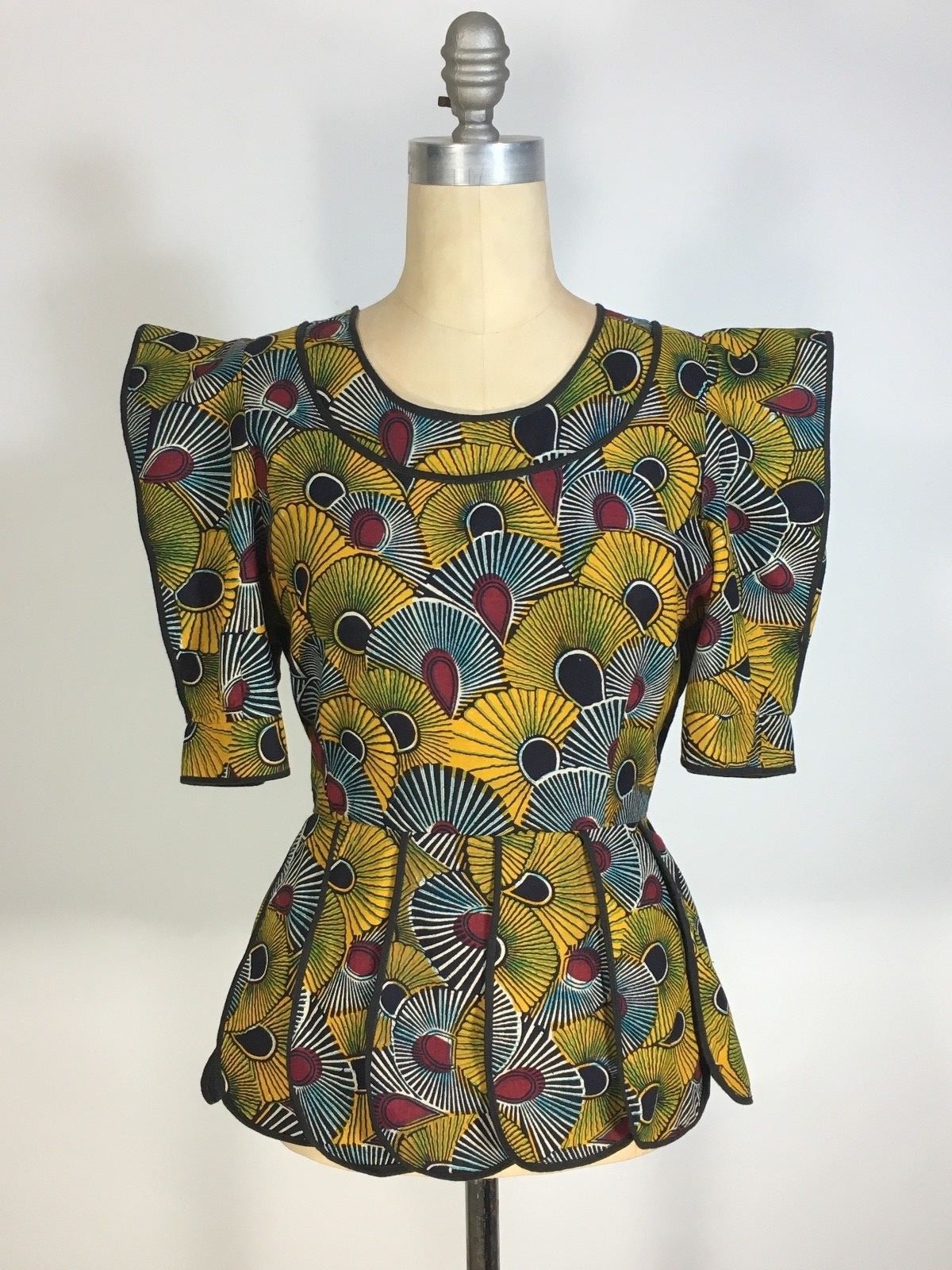 Vintage ? Skilled seamstress-made AFRICAN KITENGE PRINT style top ...
