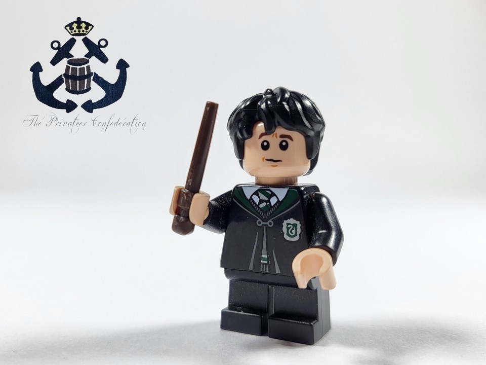 LEGO Minifigure Harry Potter Slytherin Robe Gregory Goyle ...