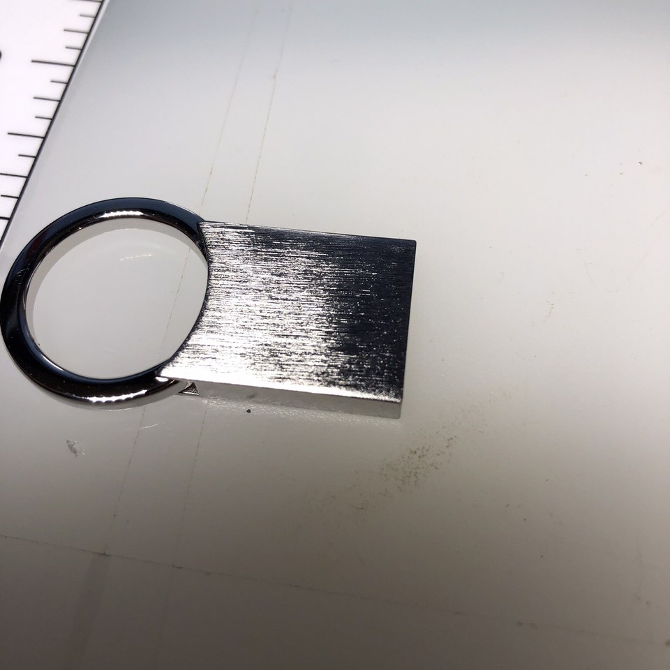 Vintage Shiny Metal Chain Pattern Patterned Keychain Square Shape Key ...