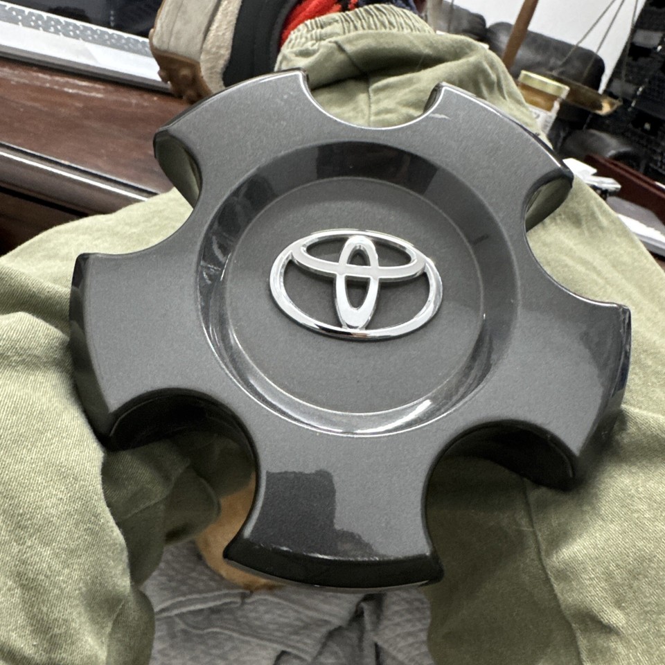 Cover Sub Assembly Wheel - Toyota tundra 4260B-0C080 center cap hubcap ...