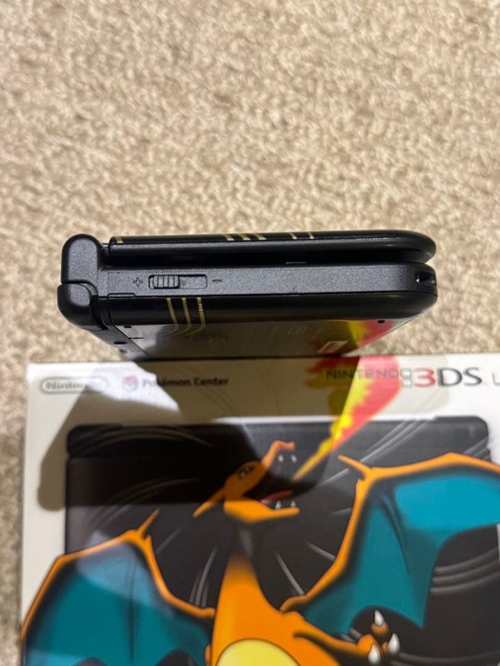 Nintendo 3DS LL XL Charizard Edition Pokemon Center Limited Console ...