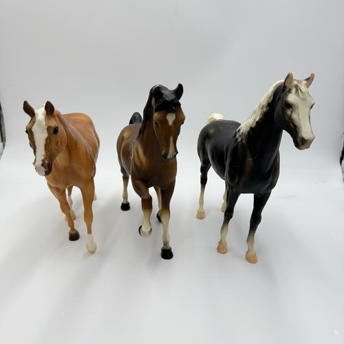 Vintage Breyer USA Horse Models Palomino And Arabian Family Set | eBay