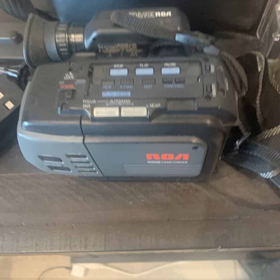 Vintage RCA CC180 VHS-C Compact VHS Camcorder & Charger Bundle (Needs ...