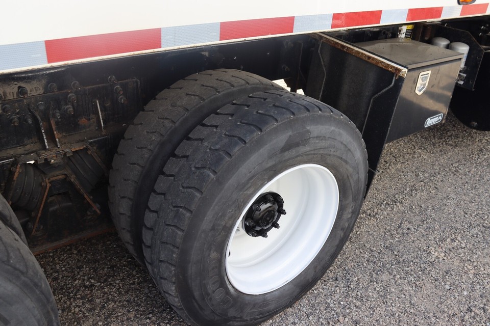 2009 MACK GARBAGE TRUCK MRU600 W/New Way 25 YD NEW WAY-King Cobra rear ...