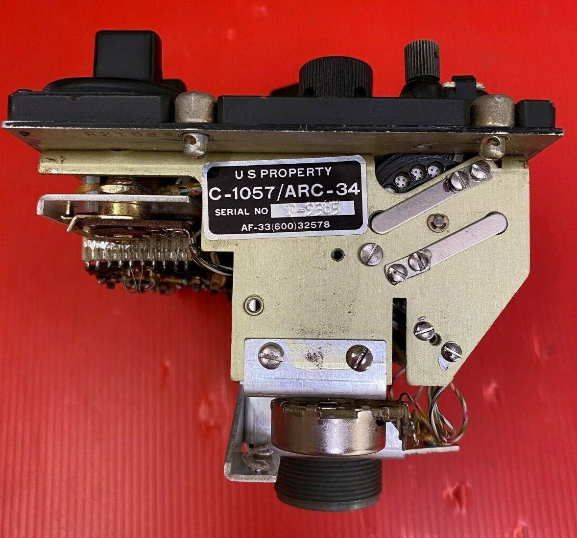 C-1057/ARC-34 RADIO SET CONTROL FOR AN/ARC-34 UHF AIRCRAFT RADIO ...