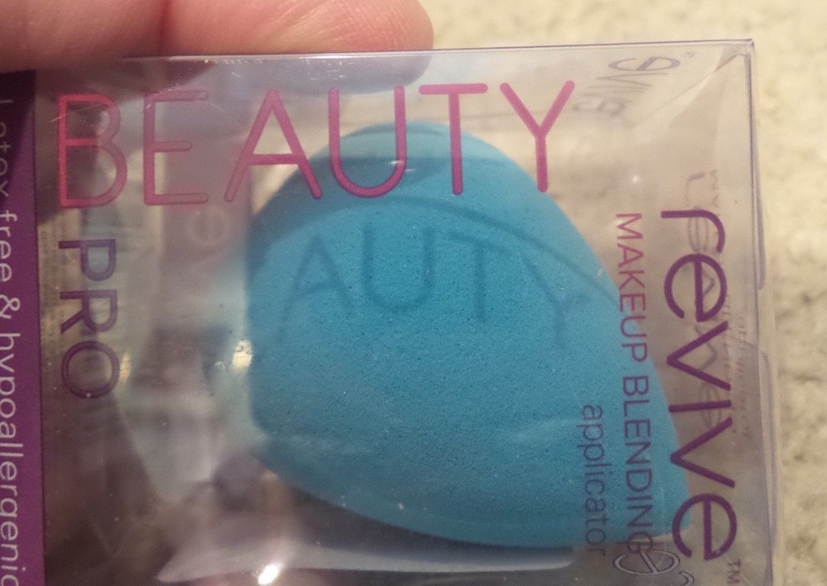 Revive Beauty Pro Makeup Blending Sponge | Saubhaya Makeup
