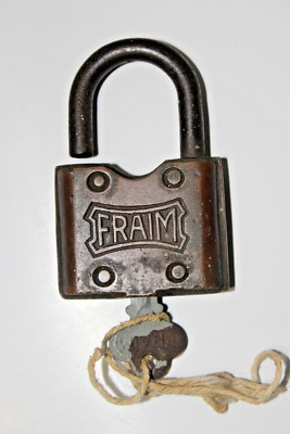 VINTAGE ANTIQUE FRAIM BRASS PADLOCK With KEY 3" Tall 2" Wide ...