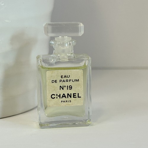 Vintage 90s Chanel No 19 4ml Parfum Miniature Perfume Splash, Low Fill ...
