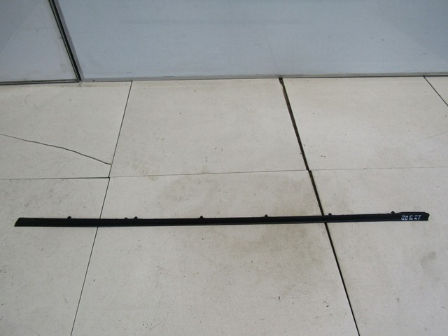 MERCEDES E Class W213 Front Door Step Trim Chrome Left P/n A2136980162 ...