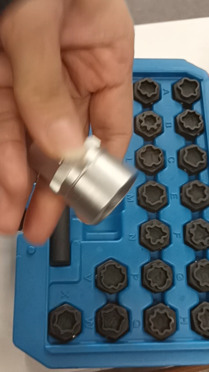 22pcs Wheel Locking Lug Nut Master Key Set Lock Removal Tool For BMW ...